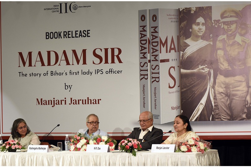 Manjari Jaruhar's "Madam Sir: The Story Of Bihar's First Lady IPS ...